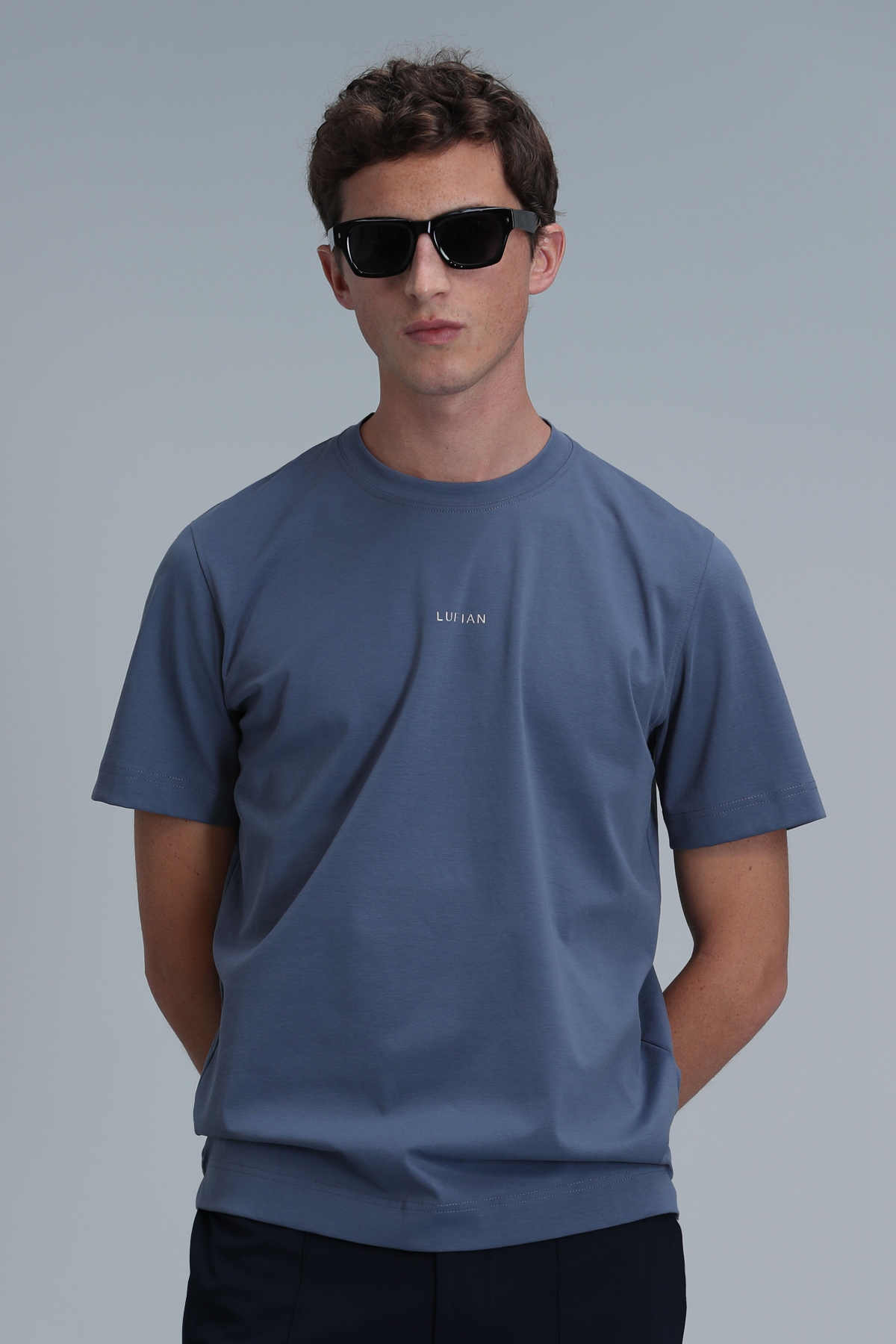 Antony Modern Graphic T- Shirt - Lufian