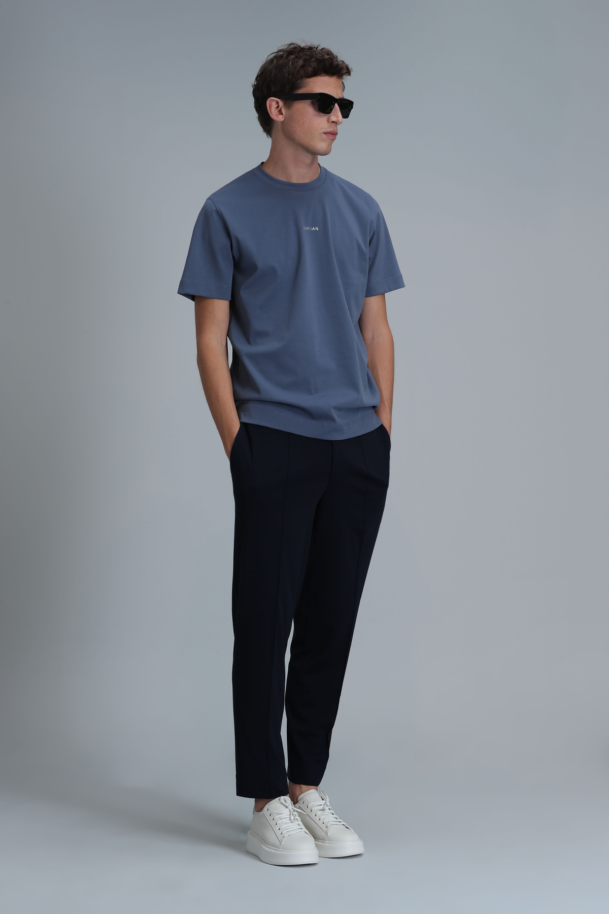 Antony Modern Graphic T- Shirt - Lufian
