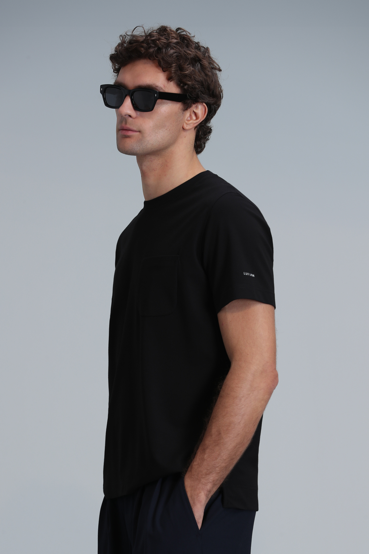 Felix Modern Graphic T- Shirt - Lufian