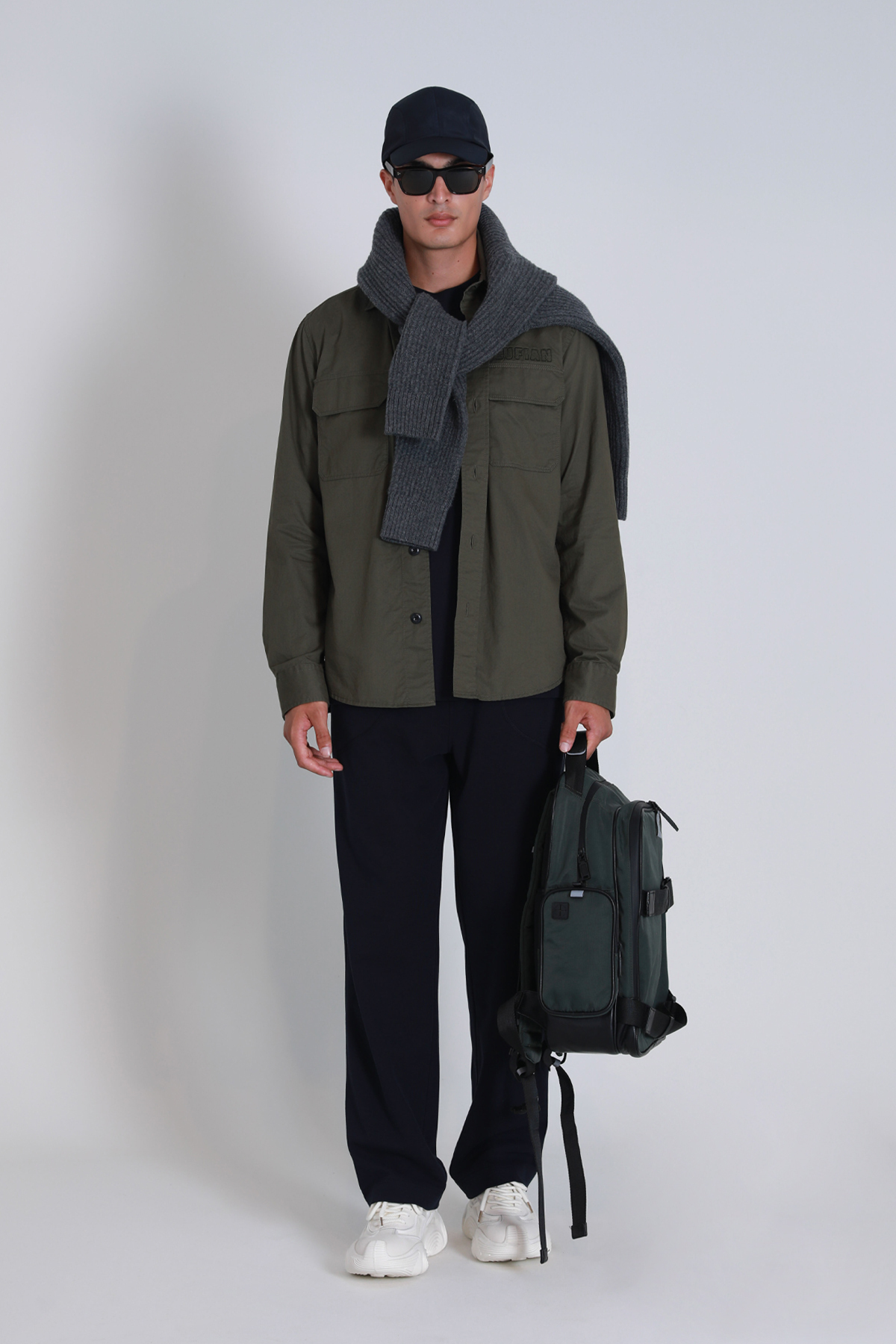 Lara Men Basic Shirt - Lufian