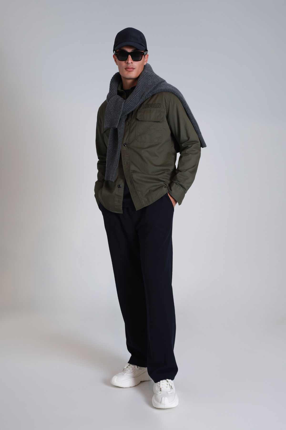 Lara Men Basic Shirt - Lufian